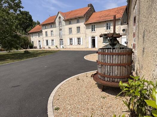 Achat maison de luxe La Grève-sur-Mignon 17170