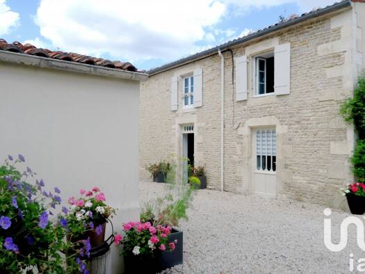 Achat maison de luxe Le Gué-de-Velluire 85770