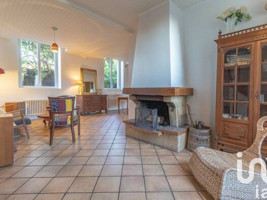 Achat maison Hôtel de Ville-Beaumarchais Fontenay-le-Fleury 78330 dès ...