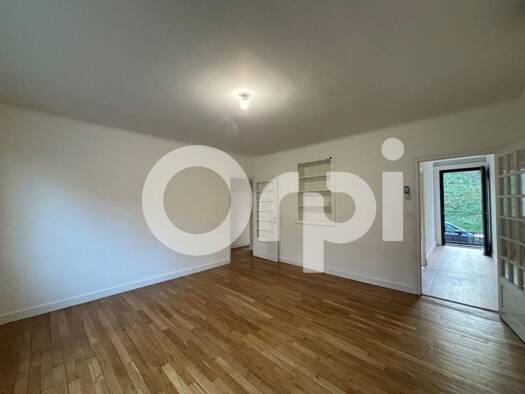 Location maison Caserne Brive-la-Gaillarde 19100 dès 1 280€ : 1 annonce