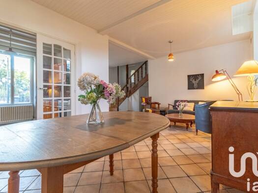 Achat Hôtel de Ville-Beaumarchais Fontenay-le-Fleury 78330 dès 219 500 ...