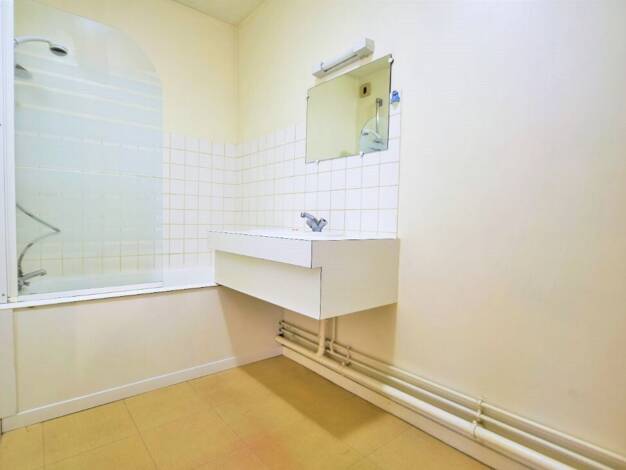 Location Faubourg de la Bouvaque Abbeville 80100