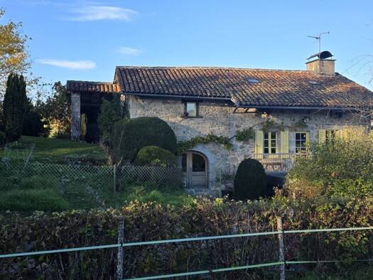 Achat maison pas chère Le Rouget-Pers 15290 dès 231 550€ : 2 annonces