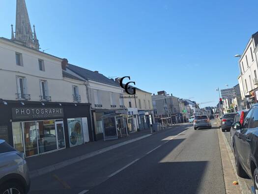 Location local commercial Saint-Colomban 44310