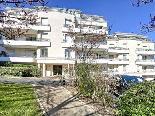 Achat parking Patrick Le Plessis-Robinson 92350 dès 21 000€ : 1 annonce