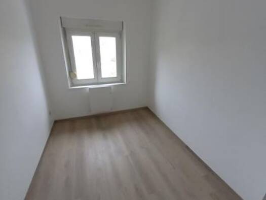 Location Faubourg de la Bouvaque Abbeville 80100