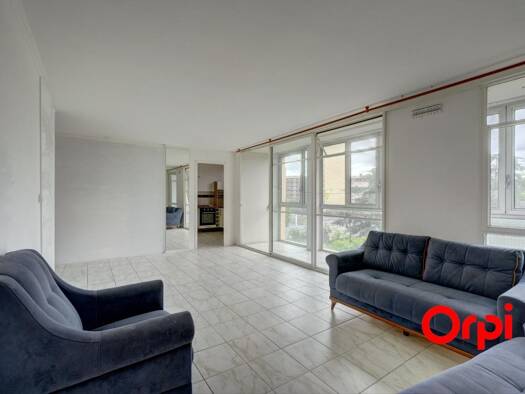 Achat Parilly Centre Bron 69500 dès 130 000€ : 6 annonces