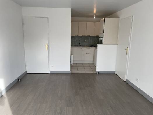 Location Faubourg de Menchecourt Abbeville 80100