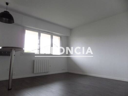 Location studio Robinson Sceaux 92330 dès 700€ : 5 annonces