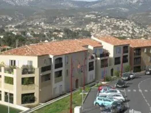 Location Centre-Pie d'Autry Allauch 13190 dès 1 070€ : 1 annonce