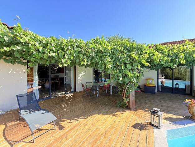 Achat ferme pas chère Sommières 30250