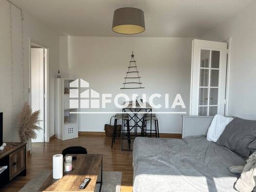 Location appartement Ouest-Corne de Cerf-Guignegault Orléans 45000 dès ...