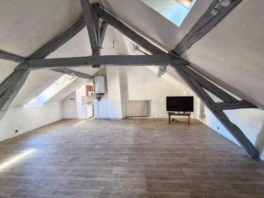 Achat appartement Rive Gauche Joigny 89300 dès 55 000€ : 7 annonces