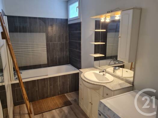 Location La Plaine Notre Dame-Pas des Lanciers Marignane 13700 dès 3 ...