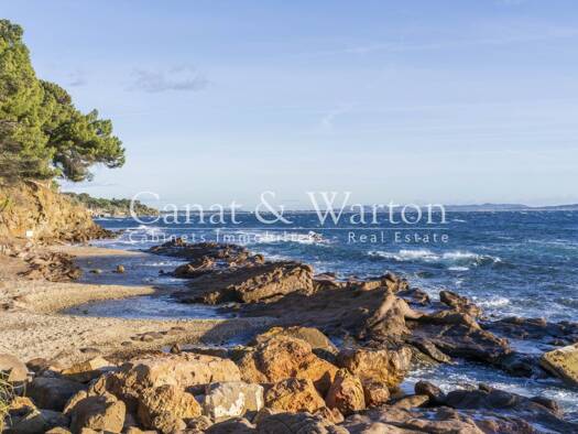 Achat Bord de Mer Carqueiranne 83320 dès 178 240€ : 28 annonces